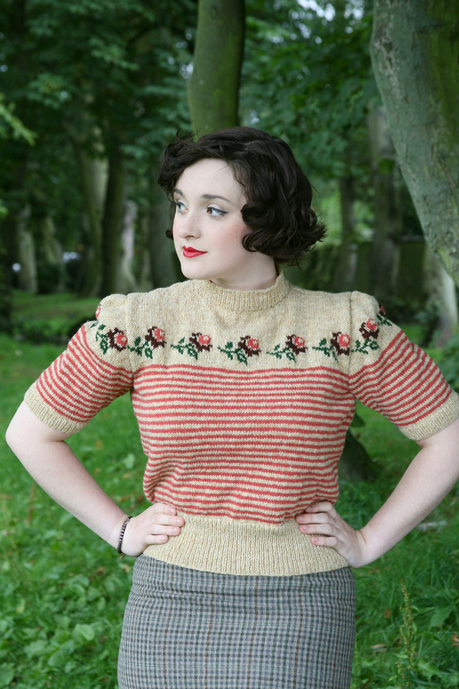 Pattern - Trimmed with Roses Jumper - Susan Crawford Vintage